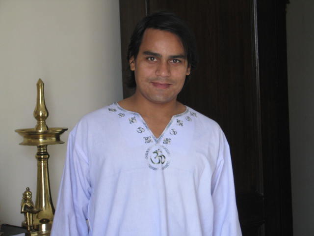 About Yogi Anand Sri Yogi Anand Yoga Mindfulness Master